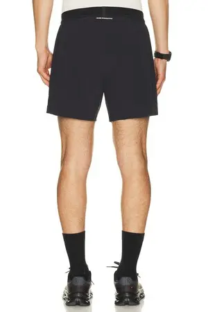 On 5" Performance Shorts