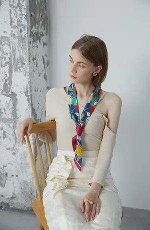 LOST PATTERN El Amor Skinny Silk Scarf
