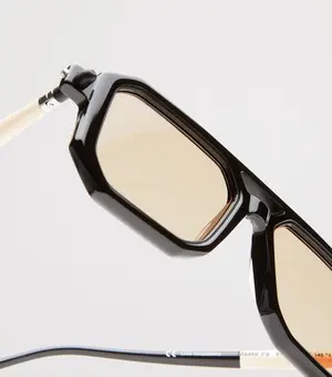 KUBORAUM Acetate Mask P8 Sunglasses