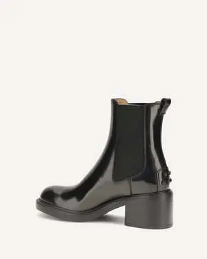 TOD'S Leather Chelsea Boots