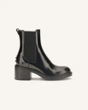 TOD'S Leather Chelsea Boots