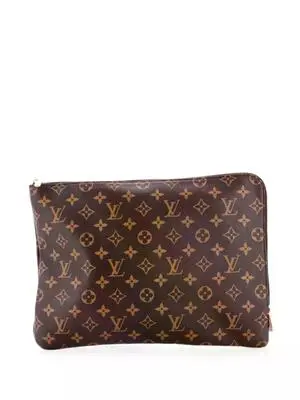 LOUIS VUITTON Etui Voyage Pouch Monogram Canvas Mm Clutch Bag - Brown