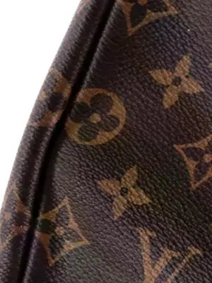 LOUIS VUITTON Etui Voyage Pouch Monogram Canvas Mm Clutch Bag