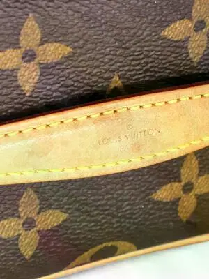 LOUIS VUITTON Nice Vanity Case Monogram Canvas Nano Pouch