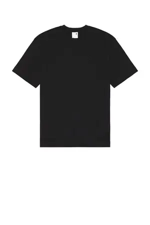 On Club Collective-t
