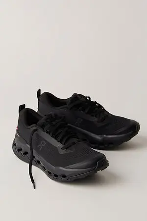 On Cloudsurfer Trail 2 Sneakers