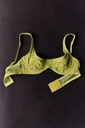 INTIMATELY Flirty Frill Underwire Bra By Intimately At Free People In Black Sprouts