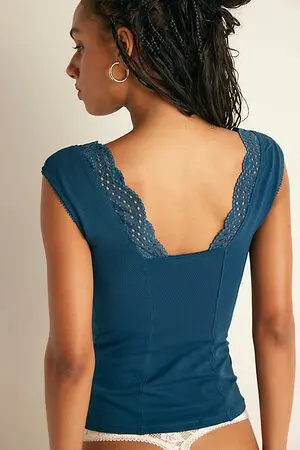INTIMATELY Blush Hour Tee - Deep Dive
