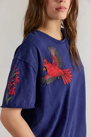 DENIM AND BONE Acid Wash Hummingbird Applique T-shirt