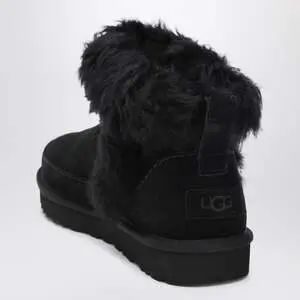UGG Classic Ultra Mini Chalet Boots