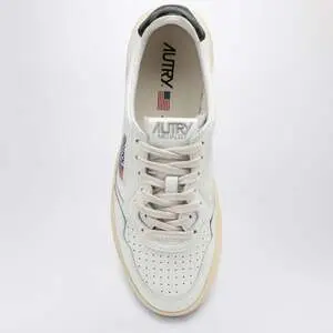 AUTRY Medalist Low Top Leather Sneakers - White