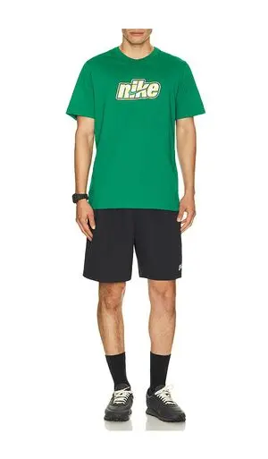 Nike Nsw Tee Std Celebrate Sport In Green