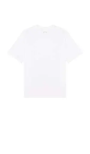On Club Collective-t