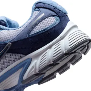 Nike V5 Rnr Suede Shoes