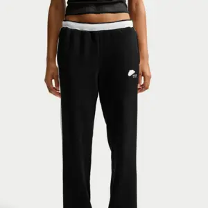 Nike Studio Fleece Mid-rise "run Club" Track Pants - Black