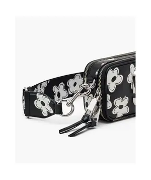 Marc Jacobs Daisy Snapshot Shoulder Bag