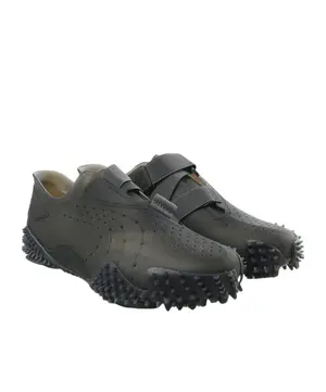 PUMA Round-toe Sneakers