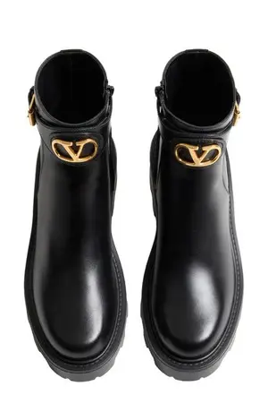 Valentino Garavani Vlogo Signature Ankle Boots