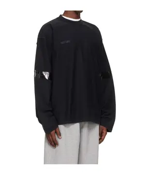 Vetements Crew Neck Long Sleeve T-shirt With Appliqué Cuffs