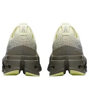 On Cloudsurfer Max Sneakers - Seedling/olive