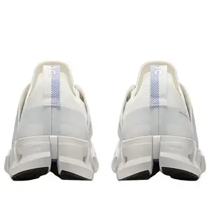 On Cloudswift 4 Athletic Sneakers - Ivory/wolf