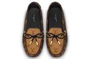 LOUIS VUITTON Gloria Flat Loafers