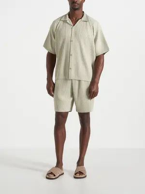 Manière De Voir Manière De Voir Drew Pleated Shorts Sage