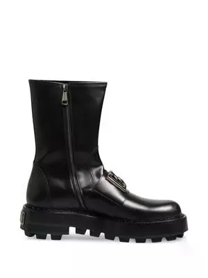 Dolce & Gabbana Logo-plaque Lug-sole Boots - Black