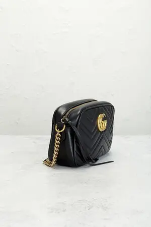 Gucci Gg Marmont Quilted Leather Shoulder Bag - Black