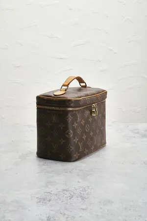 FWRD RENEW Louis Vuitton Monogram Nice Bb Vanity Case