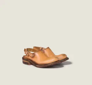 Miu Miu Leather Clogs With Ankle Strap - Cuoio