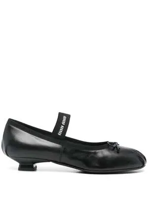 Miu Miu Logo Intarsia Ballet Flats - Nero