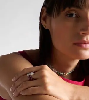KAMYEN 18kt White Gold Ring With Baguette-cut Rubies And Heart-shaped Diamonds