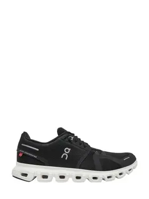 On 6 Sneakers