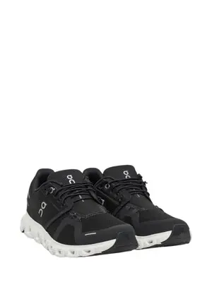 On 6 Sneakers