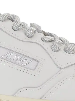 AUTRY Medialist Low Leather Sneakers