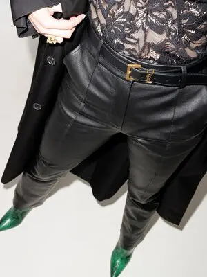 Saint Laurent Cassandre Leather Belt - Black