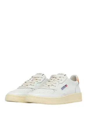 AUTRY Medialist Low Leather Sneakers - Orange