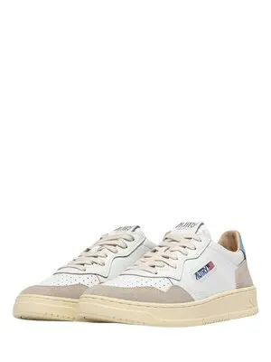 AUTRY Medialist Low Leather Sneakers - Sky Blue