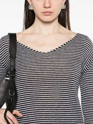 BEYOU Cashmere V-neck Sweater
