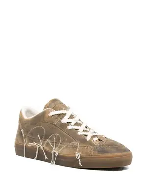 SANTHA Lovecut Sneakers