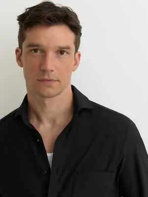 REISS Solarko Seersucker Cutaway-collar Shirt Regular-fit - Black