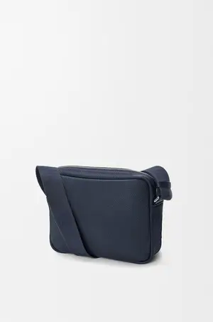 Loewe Medium Pebble Messenger Bag In Supple Grained Leather Skin - Deep Navy