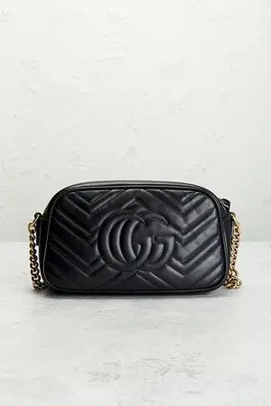 Gucci Gg Marmont Quilted Leather Shoulder Bag