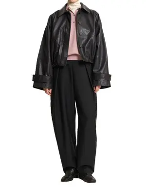 RÓHE Cropped Leather Jacket With Classic Collar