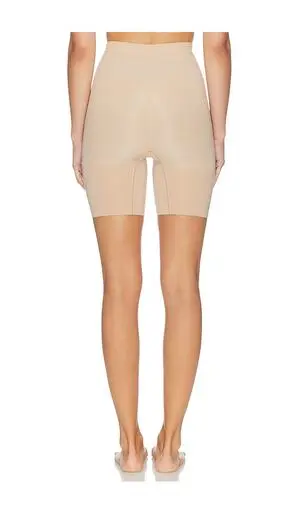 Spanx Sculpt Gofigure Mid Thigh Short
