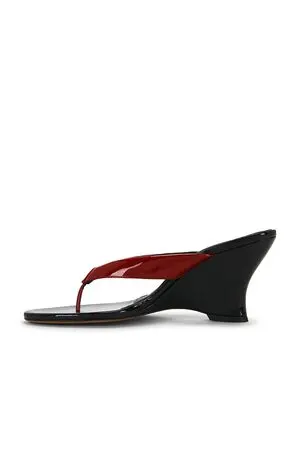 NOU Puff Wedge Sandal - Cola