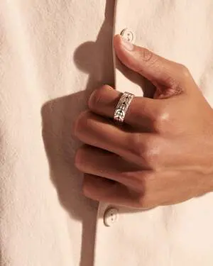 John Hardy Carved Chain Band Ring