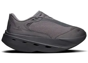 On Cloudboom Volt - Ember/pebble