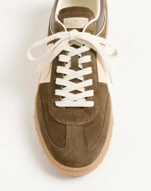 Valentino Garavani Upvillage Low Top Trainers In Split Leather And Calfskin Nappa Leather - Nude